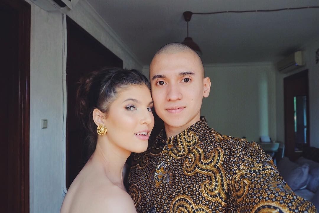 Punya Anak Satu, Begini Romantisme Pasangan Artis Fardhan & Mikaila | IDN Times