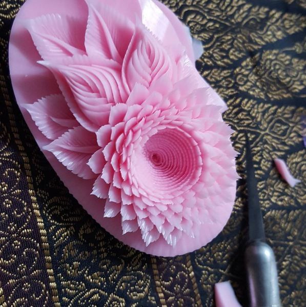 Detil Banget, 15 Ukiran Cantik ini Padahal Terbuat dari Sabun Batang loh!