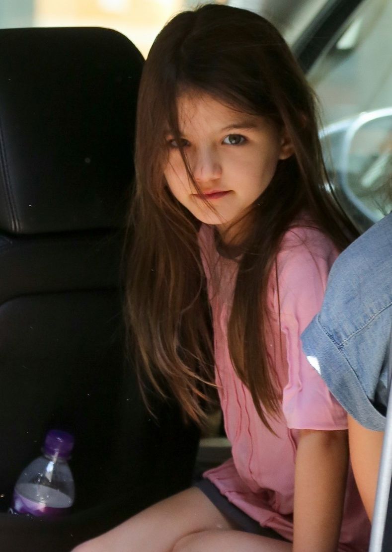 Beranjak Remaja, Ini 10 Potret Perubahan Suri Cruise Beranjak Remaja, Ini 10 Potret Perubahan Suri Cruise