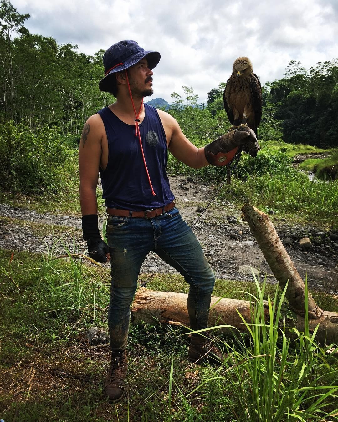 Kini Brewokan Ini 10 Foto Kece Fathir Muchtar Yang Semakin Macho