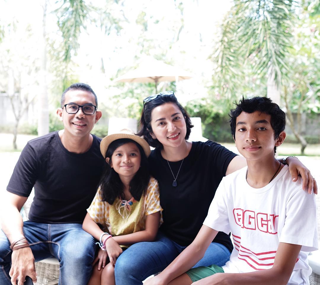 Hanifa Ambadar, Sosok Inspiratif di Balik Female Daily Network