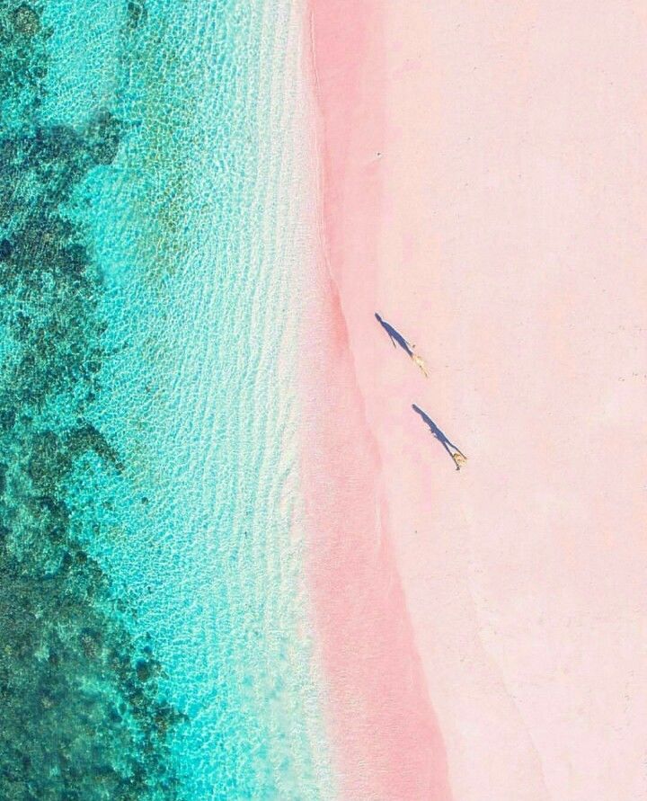 7 Pantai Paling Unik di Indonesia yang Punya Panorama Bak Surga | IDN Times