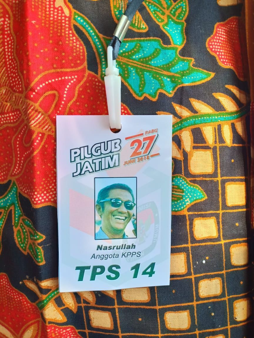 Sederhana & Kompak Berseragam Batik, Millenials Ikut Jadi Anggota KPPS