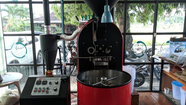 Jomo Coffee, Tempat Nongkrong Asyik di Jogja yang Wajib Kamu Kunjungi
