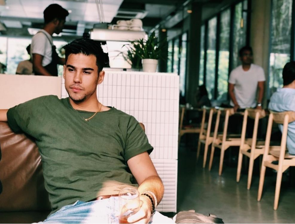 Yuk, Intip 10 Potret Delano Daniel, Si Aktor Menawan Asal Belanda