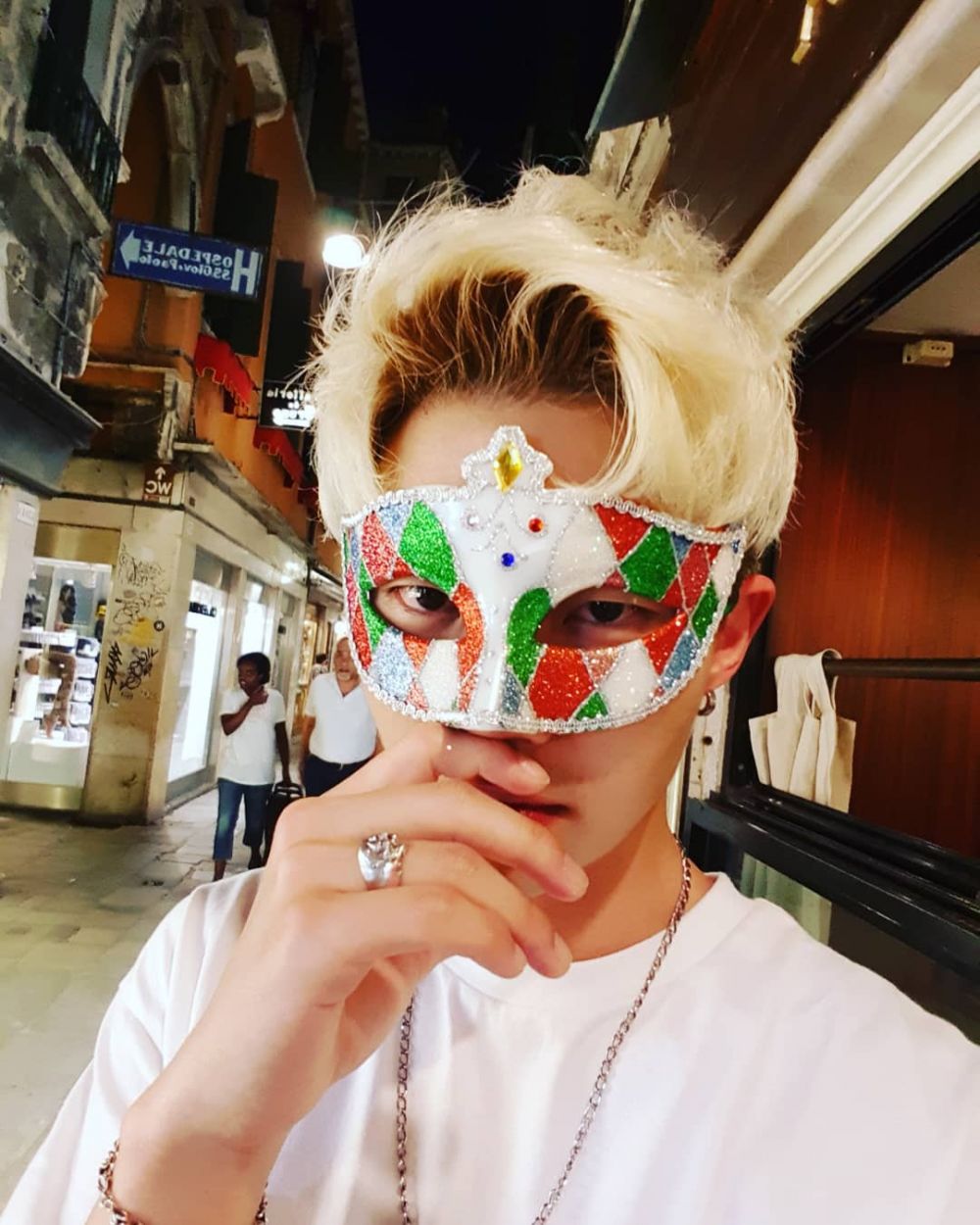 Genap 31 Tahun, Intip 10 Potret Kevin ZE:A yang Makin Menawan dan Swag