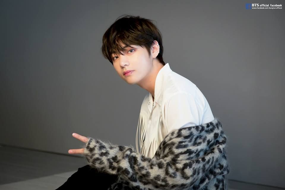 Pernah Jadi Hidden Member, Inilah 13 Potret Perjalanan Karir V BTS! Pernah Jadi Hidden Member, Inilah 13 Potret Perjalanan Karir V BTS!