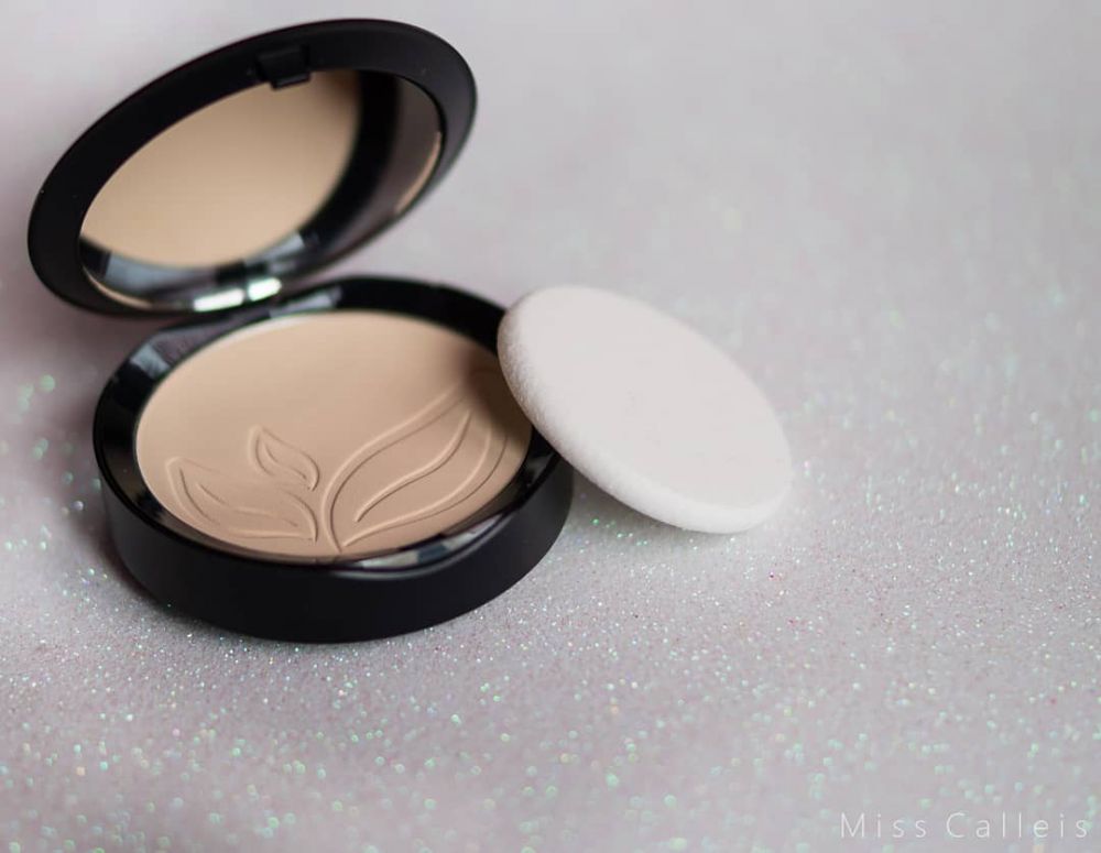 Kenali 10 Jenis Foundation Ini, Jangan Salah Pilih Kenali 10 Jenis Foundation Ini, Jangan Salah Pilih