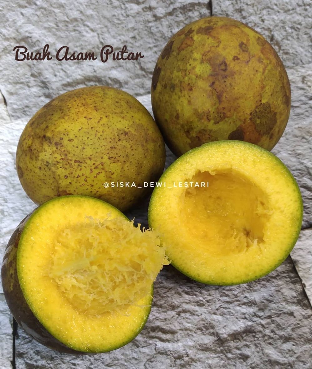 8 Buah yang Biasa Ditambahkan pada Sambal Khas Kalimantan