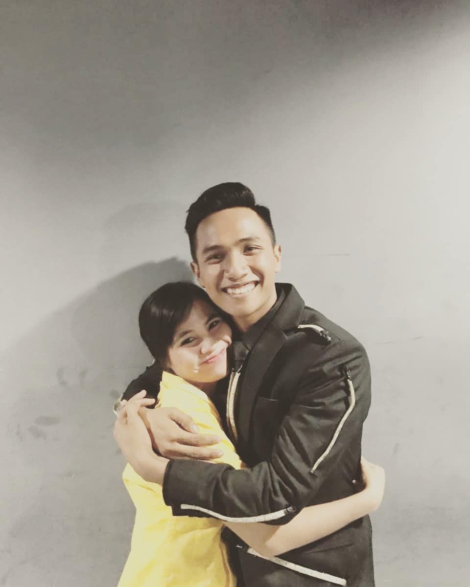 10 Potret Keren Ridwan Lida, dari Cleaning Service Jadi Artis Dangdut 10 Potret Keren Ridwan Lida, dari Cleaning Service Jadi Artis Dangdut