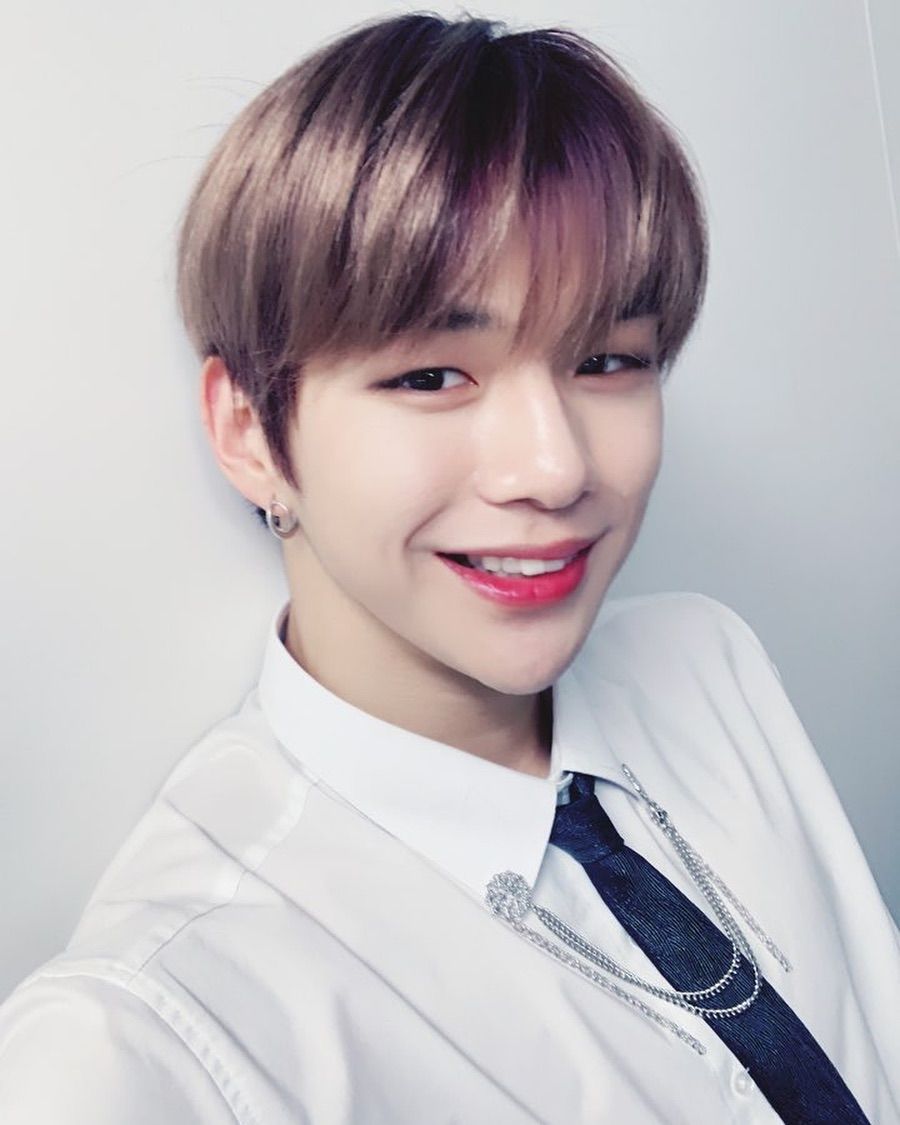 Berkencan, 6 Kisah Haru Perjalanan Karier Kang Daniel & Jihyo Twice