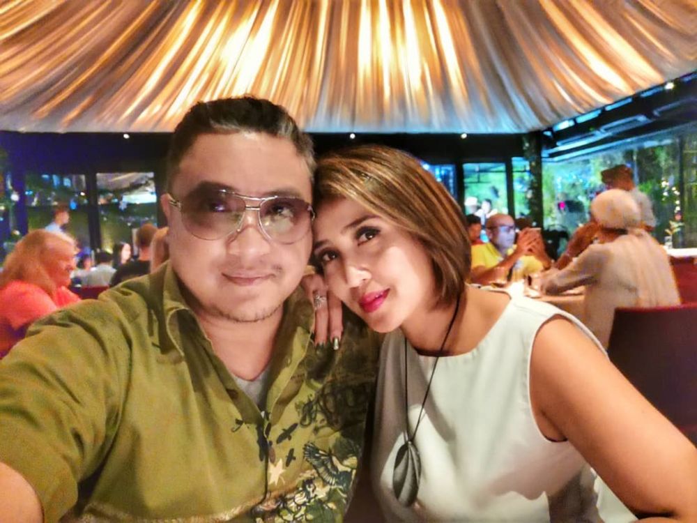 20 Tahun Pernikahan, Intip 10 Potret Bahagia Keluarga Dede Yusuf 20 Tahun Pernikahan, Intip 10 Potret Bahagia Keluarga Dede Yusuf