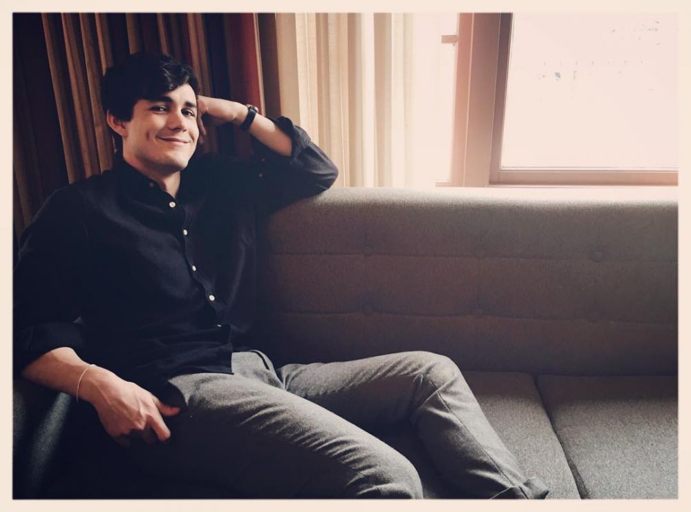 10 Potret Jonah Hauer-King, Prince Eric di Live Action Little Mermaid