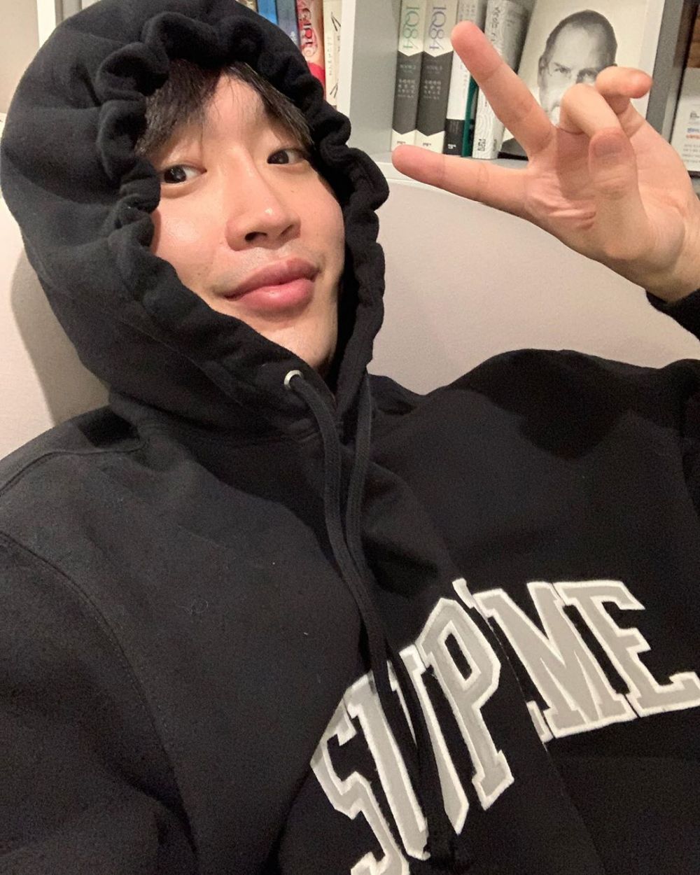 10 Fakta Peakboy, Rapper Korea Sahabat Park Seo Joon dan V BTS