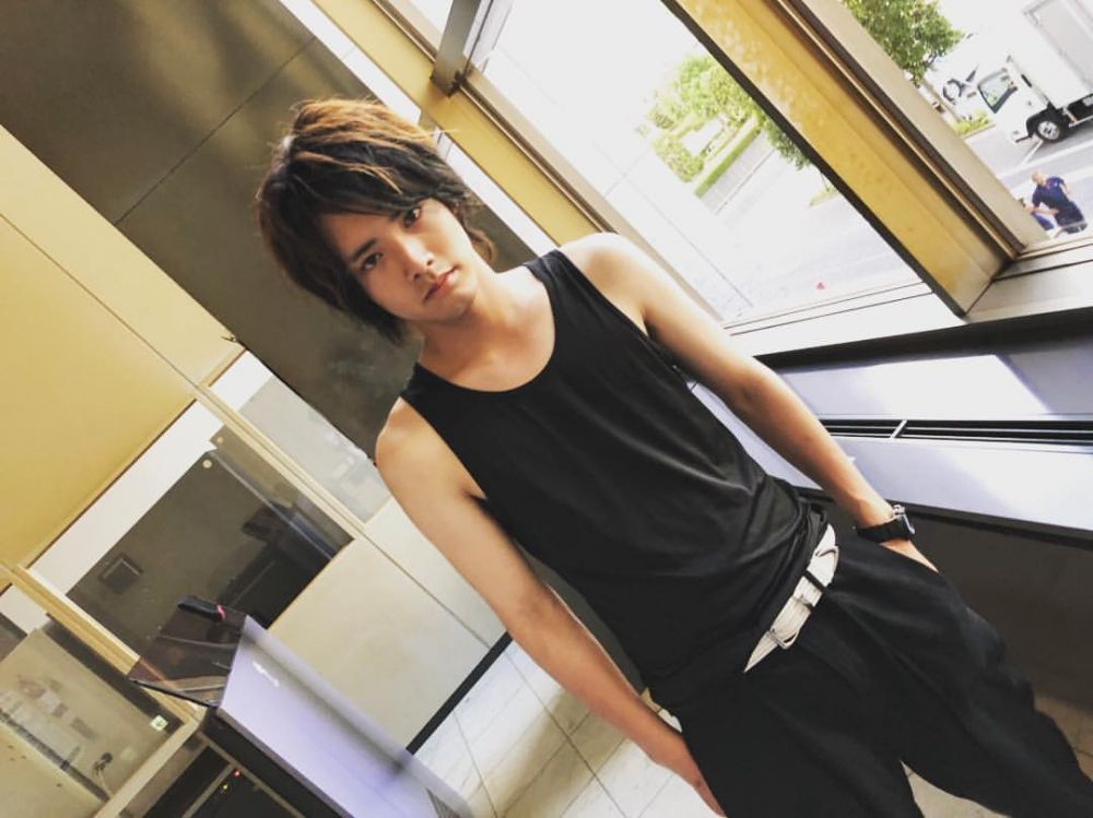 10 Potret Keren Eiji Akaso, Pemeran Banjou Ryuga di Kamen Rider Build