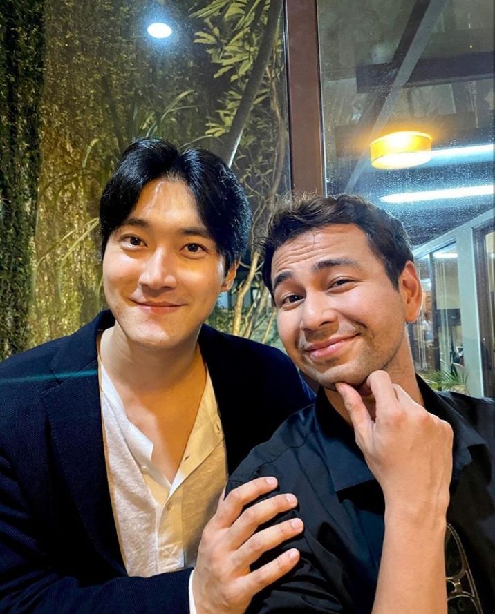Dari Kenalan lalu Dekat, 9 Potret Siwon dengan Keluarga Raffi Ahmad Dari Kenalan lalu Dekat, 9 Potret Siwon dengan Keluarga Raffi Ahmad