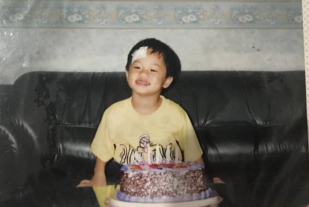 10 Transformasi YouTuber Leonardo Edwin, Bocah hingga Remaja Gagah