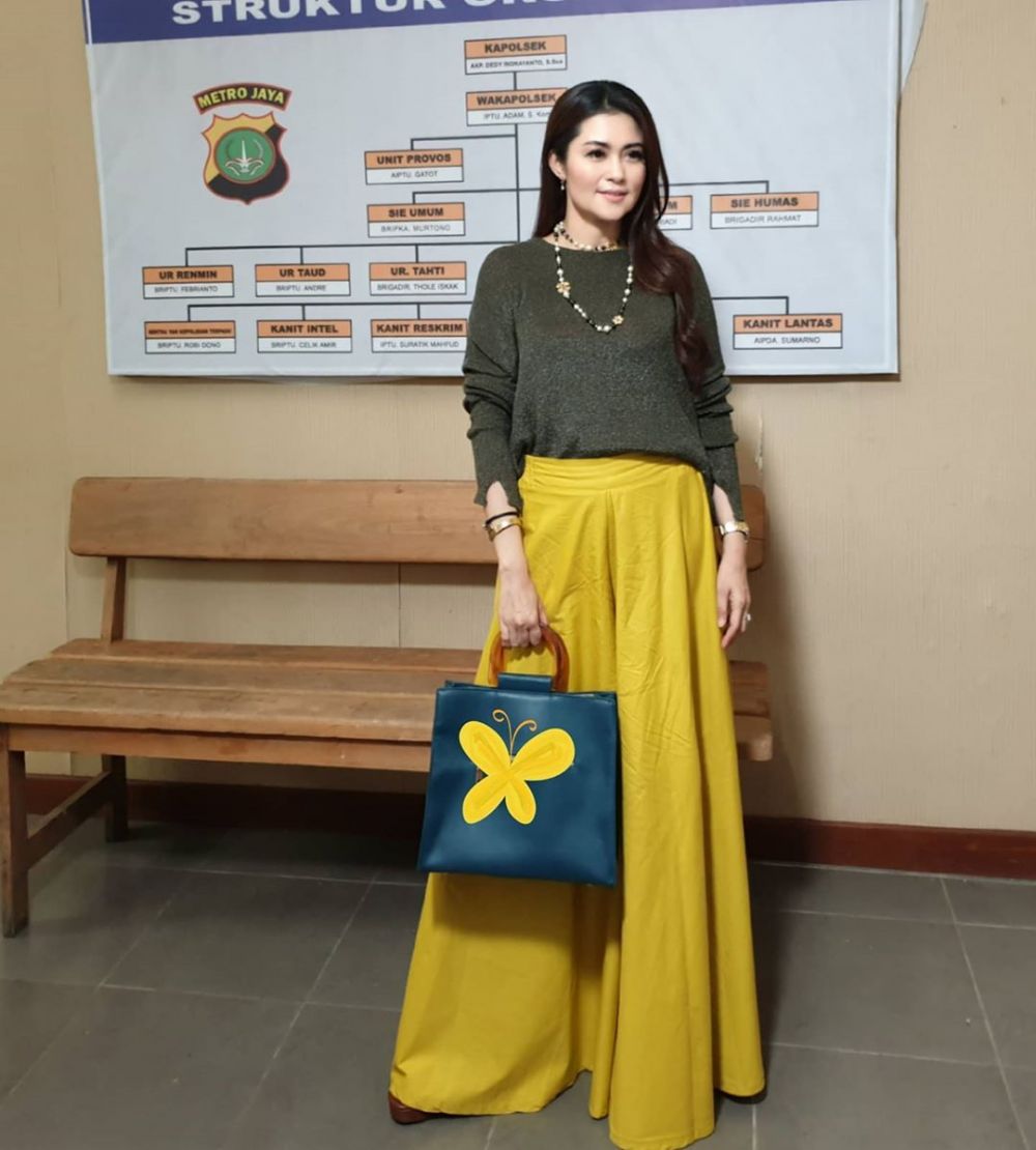 10 Potret Memukau Ratu Dewi Imasy Mama Sandrinna Michelle Di Sinetron
