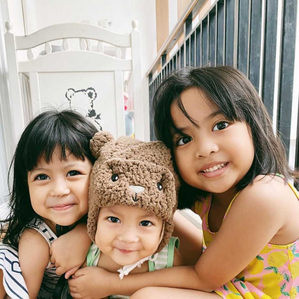 9 Potret Sibling Goals Ketiga Buah Hati Natasha Rizki yang Bikin Gemas