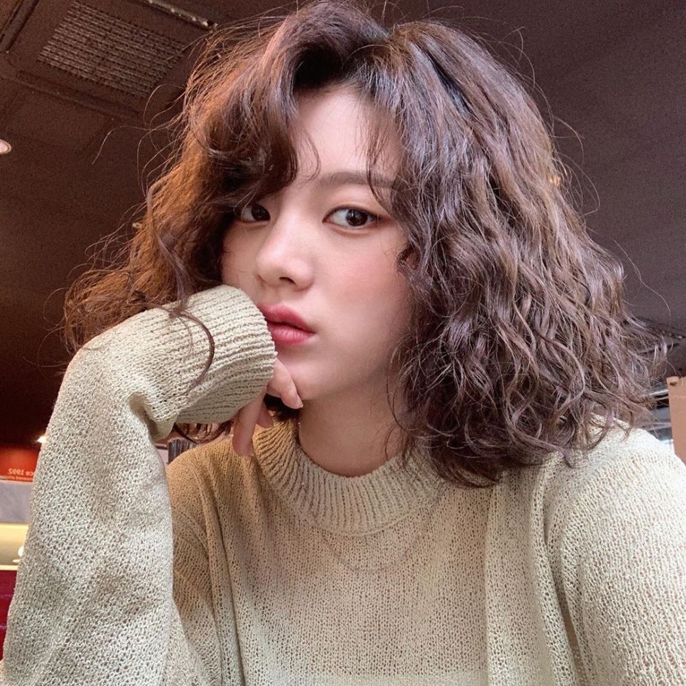 10 Potret Baek Soo Hee, Sobat Song Ji Hyo di KDrama Was It Love?