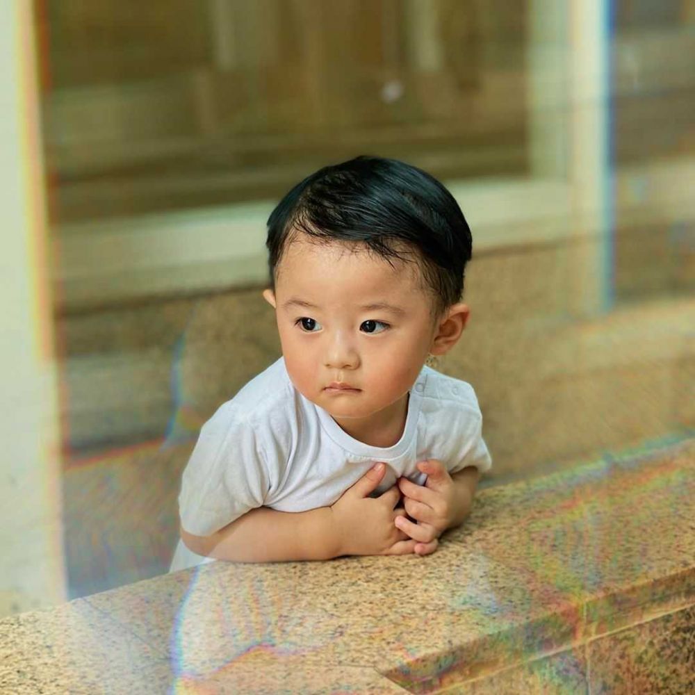 10 Potret Baby Xavier, Buah Hati Rini Yulianti yang Super Menggemaskan