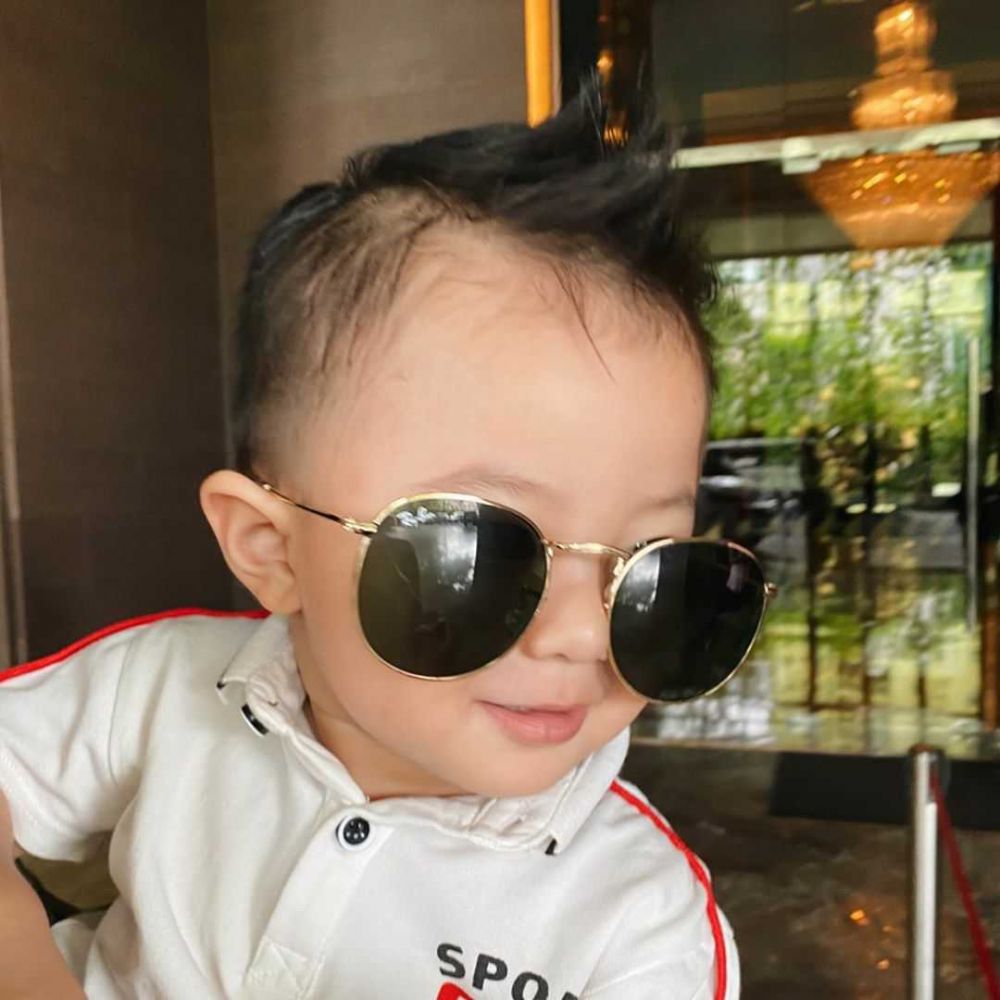 10 Potret Baby Xavier, Buah Hati Rini Yulianti yang Super Menggemaskan