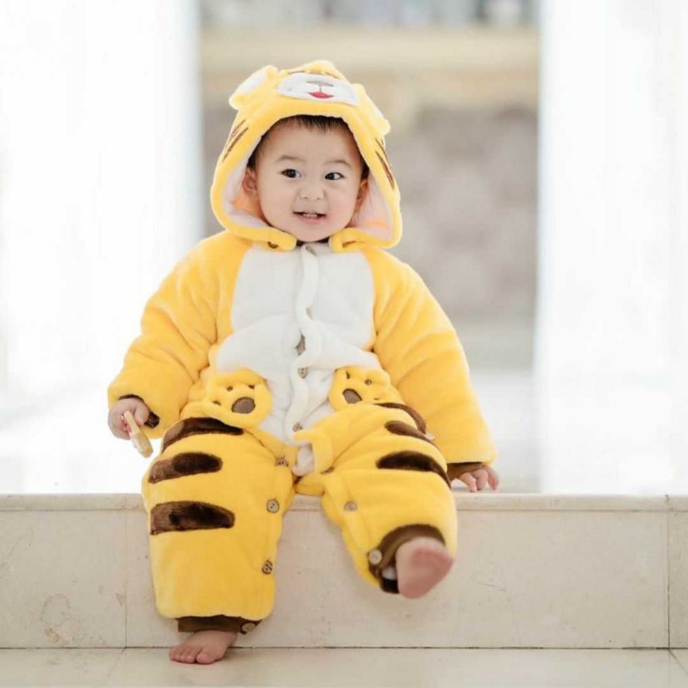 10 Potret Baby Xavier, Buah Hati Rini Yulianti yang Super Menggemaskan