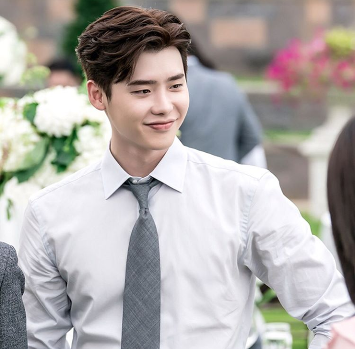 15 Model Rambut Pria Korea Terkeren, Bikin Pangling!