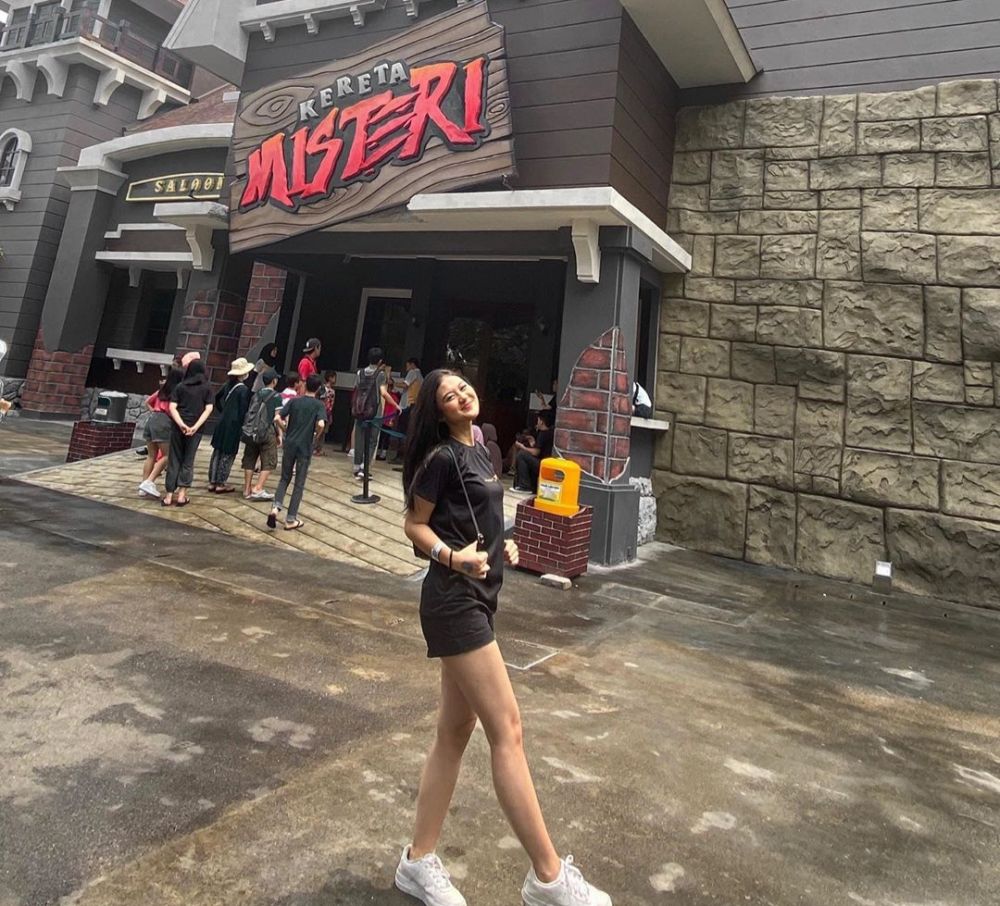 9 Potret Bintang Iklan Nabila Azzahra, Visualnya Mencuri Perhatian