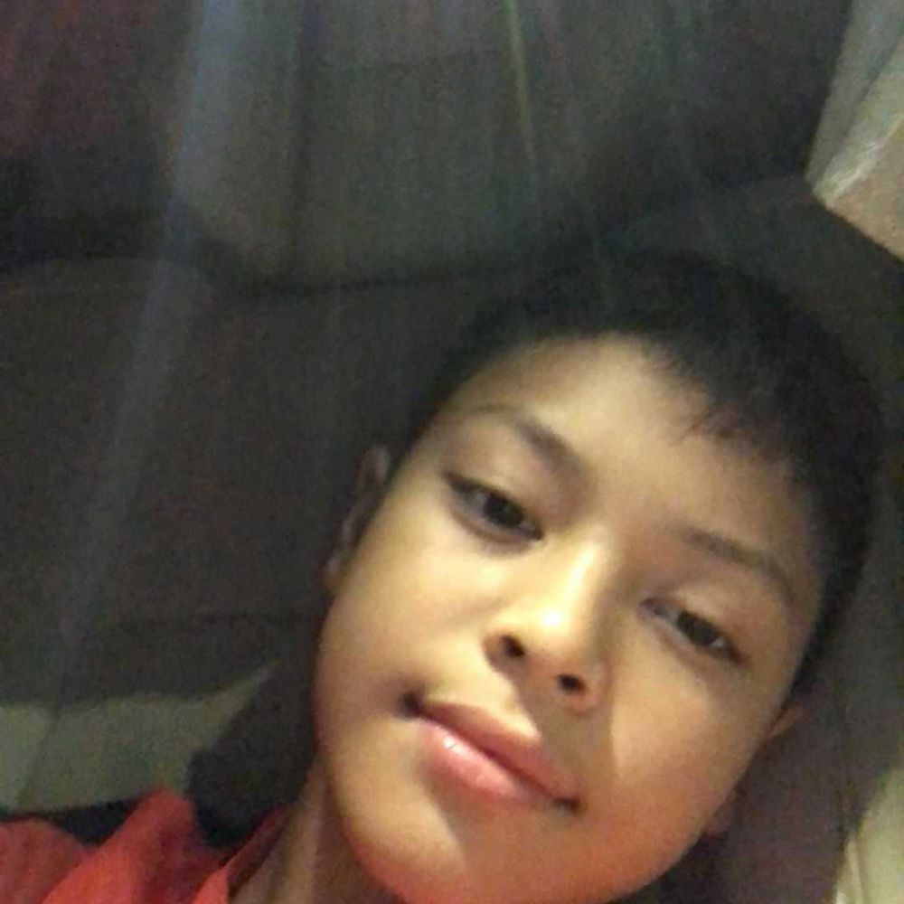 9 Potret Keanu Massaid yang Beranjak Remaja, Semakin Menawan 9 Potret Keanu Massaid yang Beranjak Remaja, Semakin Menawan
