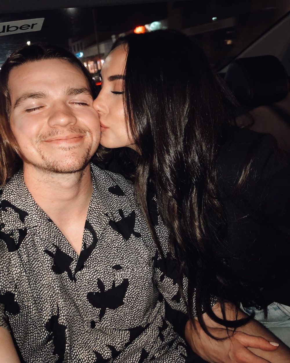 Resmi Menikah, Ini 9 Fakta Perjalanan Cinta Joel Courtney dan Istri Resmi Menikah, Ini 9 Fakta Perjalanan Cinta Joel Courtney dan Istri