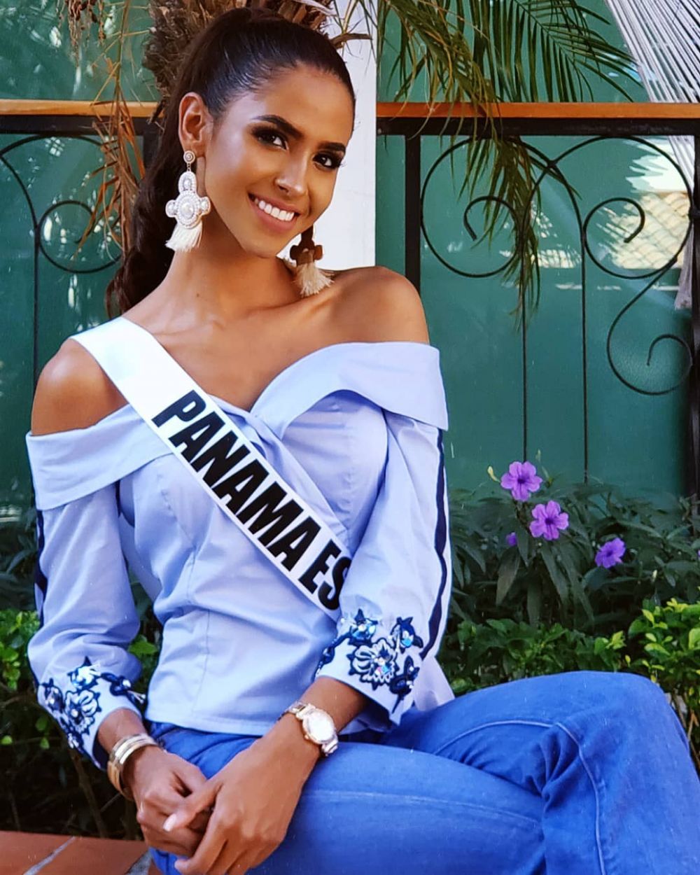 10 Potret Carmen Jaramillo Miss Universe Panama 2020 Yang Memesona