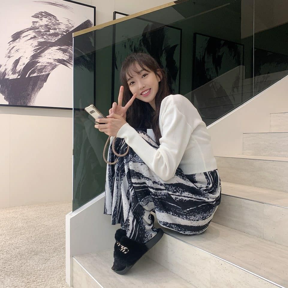 10 Fakta Han Ji Hyun, Bintang Muda KDrama 'The Penthouse'