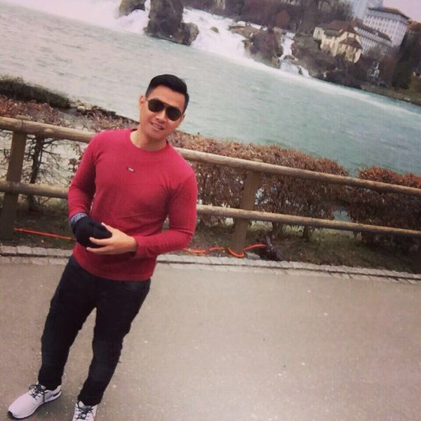 10 Ide Penampilan ala Aditya Halindra, Calon Bupati Tuban