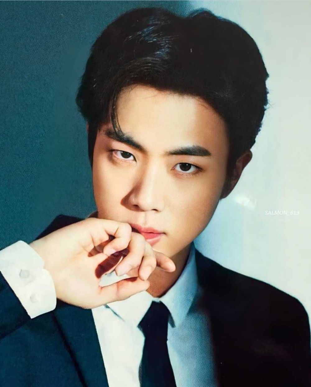 10 Potret Close Up Jin Bts Yang Pesonanya Bikin Berdebar