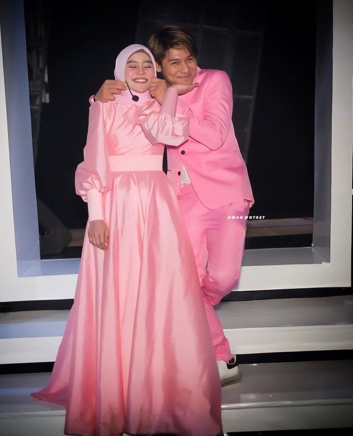 9 Momen Lesty Kejora dan Rizky Billar yang Bikin Baper