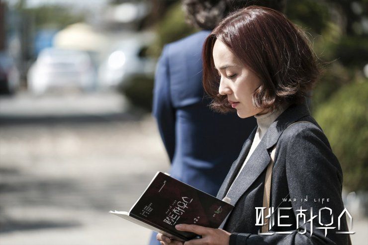 5 Hal yang Gak Boleh Kamu Tiru Dari KDrama 'Penthouse' 5 Hal yang Gak Boleh Kamu Tiru Dari KDrama 'Penthouse'
