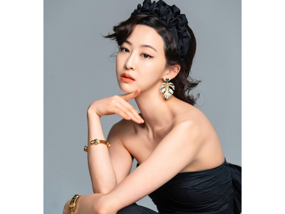 9 Potret Kim Da Som yang Makin Glowing