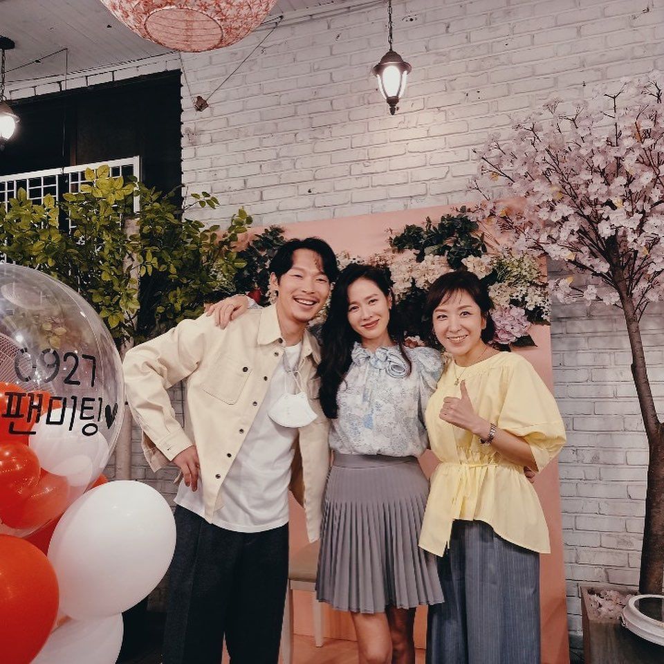 Genap 40 Tahun 9 Potret Son Ye Jin Yang Tampak Awet Muda