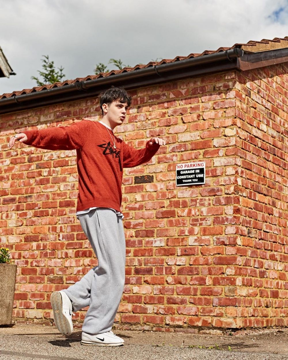 Satu Tahun Debut Jadi Rapper, 10 Pesona Niko B