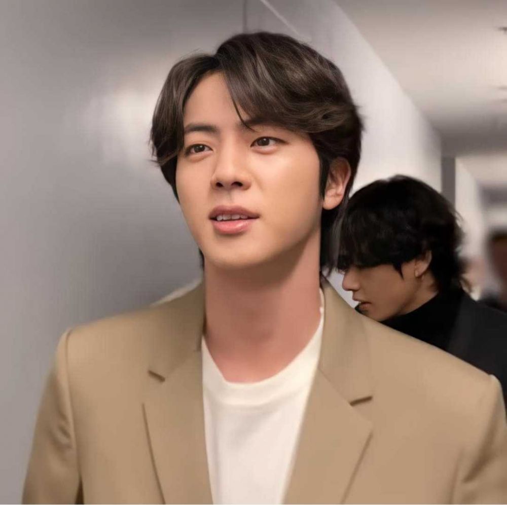 9 Potret Jin Bts Dengan Gaya Rambut Mullet Makin Gagah
