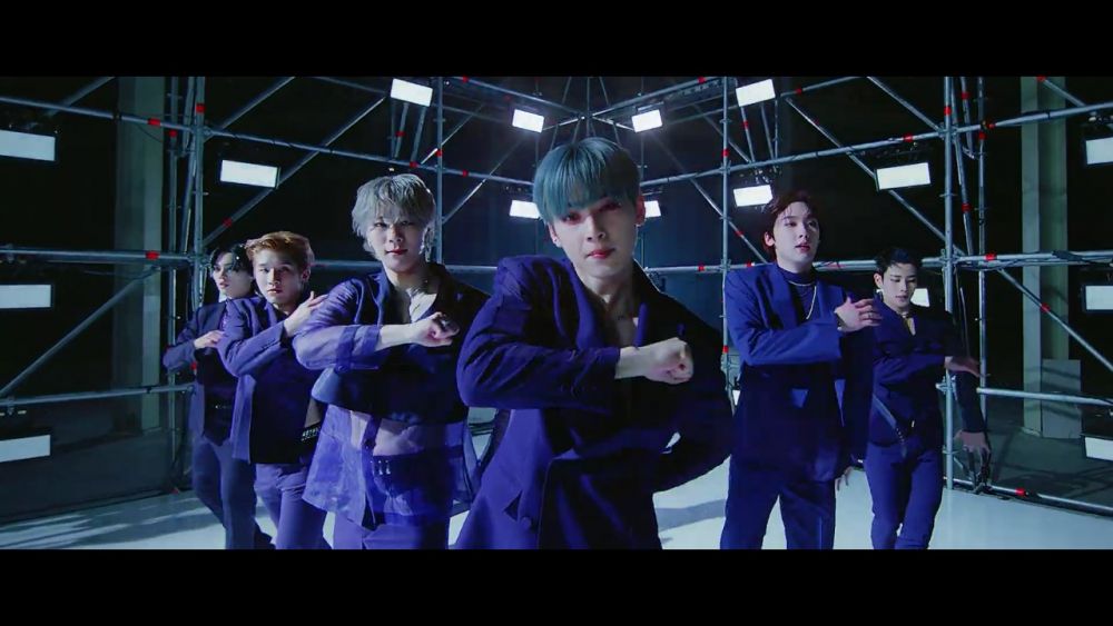Semakin Dewasa, 9 Potret Manly Member ASTRO di MV 'ONE'