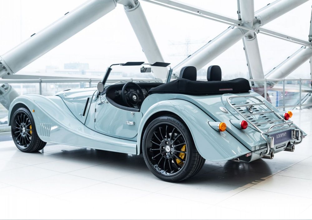 5 Fakta Morgan Motor, Mobil Klasik Bermesin BMW!