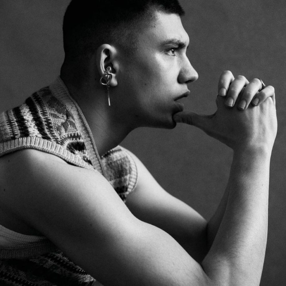 10 Fakta Archie Renaux, Sosok Mal dalam Shadow and Bone