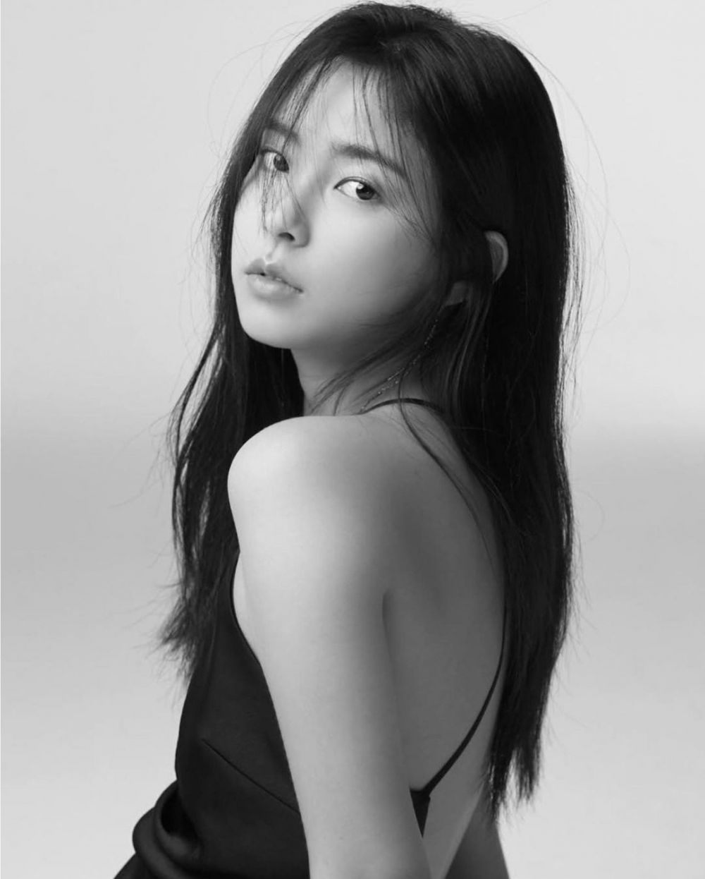 10 Potret Shin Soo Hyun, Comeback di Drama Korea Baru