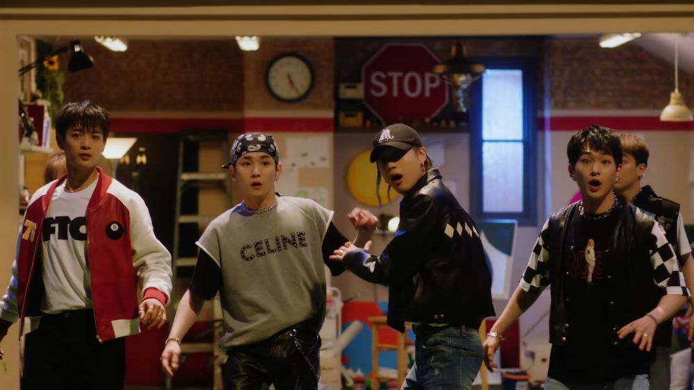 10 Potret Cheerful Member SHINee di MV 'SUPERSTAR'