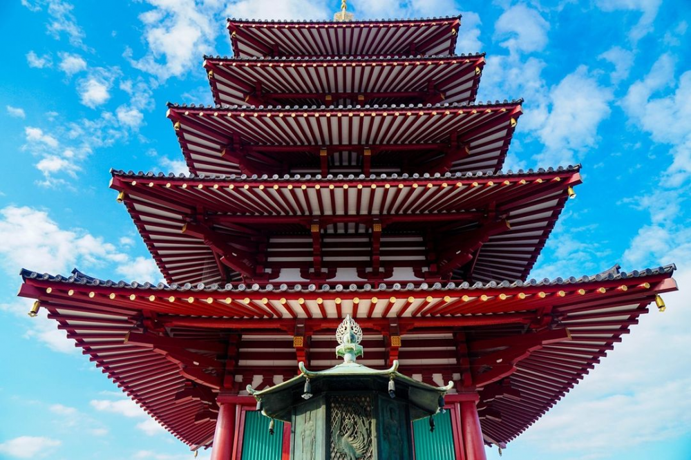 5 Kuil Terindah di Osaka Jepang, Yuk Mampir!