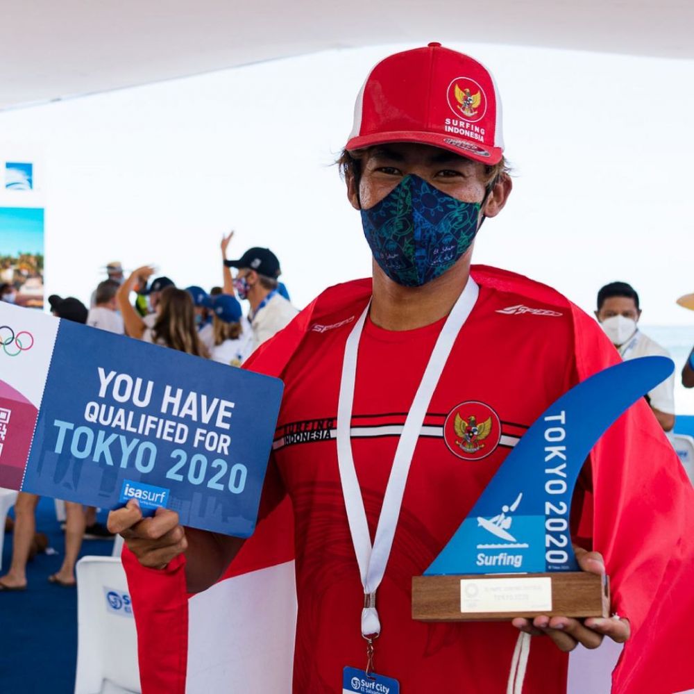 9 Potret Rio Waida, Atlet Indonesia di Opening Olimpiade