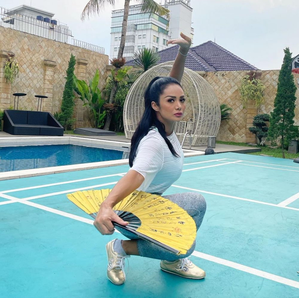 Rahasia Artis Berusia 40 Tahun Lebih Agar Tetap Awet Muda