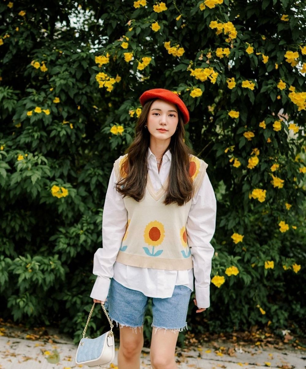 Referensi Padu Padan Outfit dengan Kemeja ala Bua Nalinthip